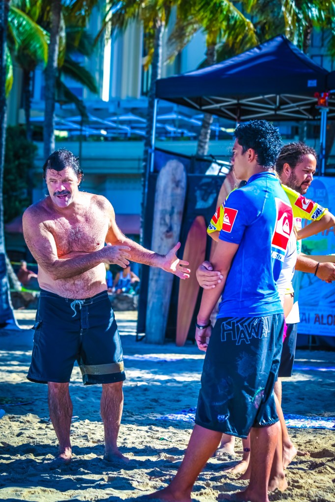 Aloha in Waikiki – FOND GROUP